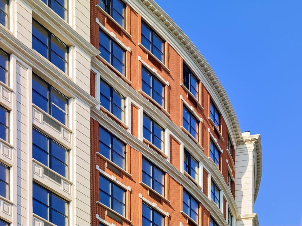 Insulation Cladding: The Key to Energy Efficiency & Comfort