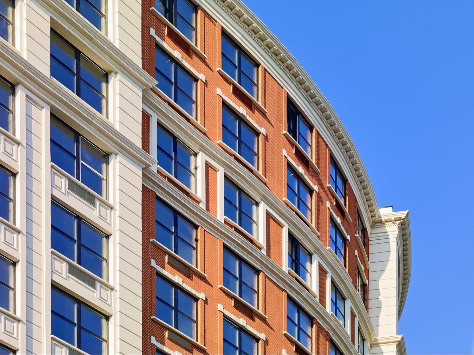 Insulation Cladding: The Key to Energy Efficiency & Comfort